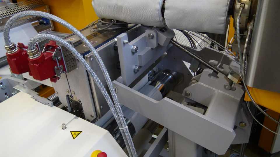 Lab Line Multifunctional Coating Lines - COLLIN Lab & Pilot Solutions